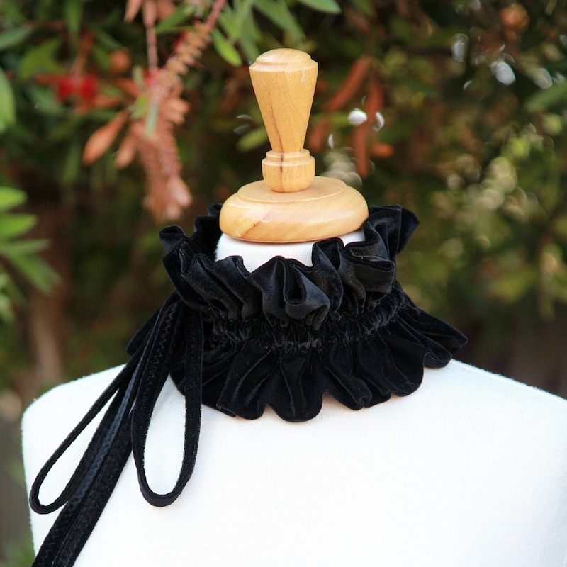 Neck Ruff - Etsy