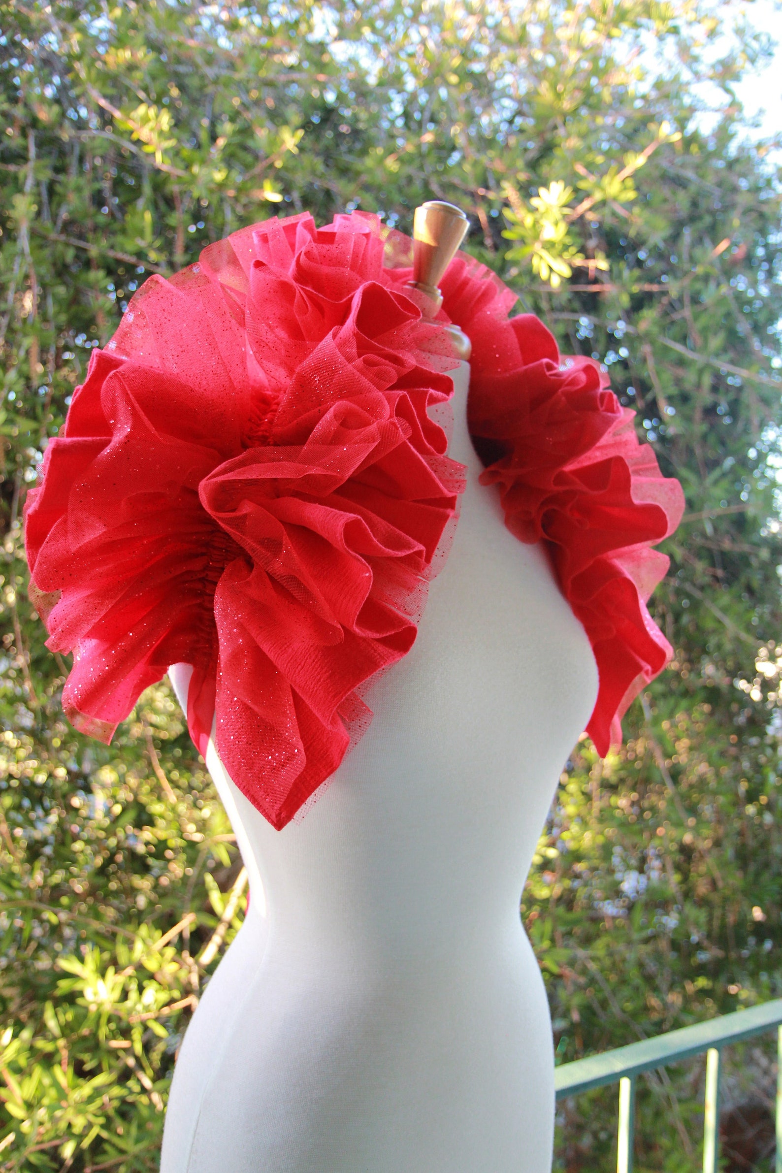 Valentine's Day Red Glitter Tulle and Gauze Collar - Convertible Neck ...