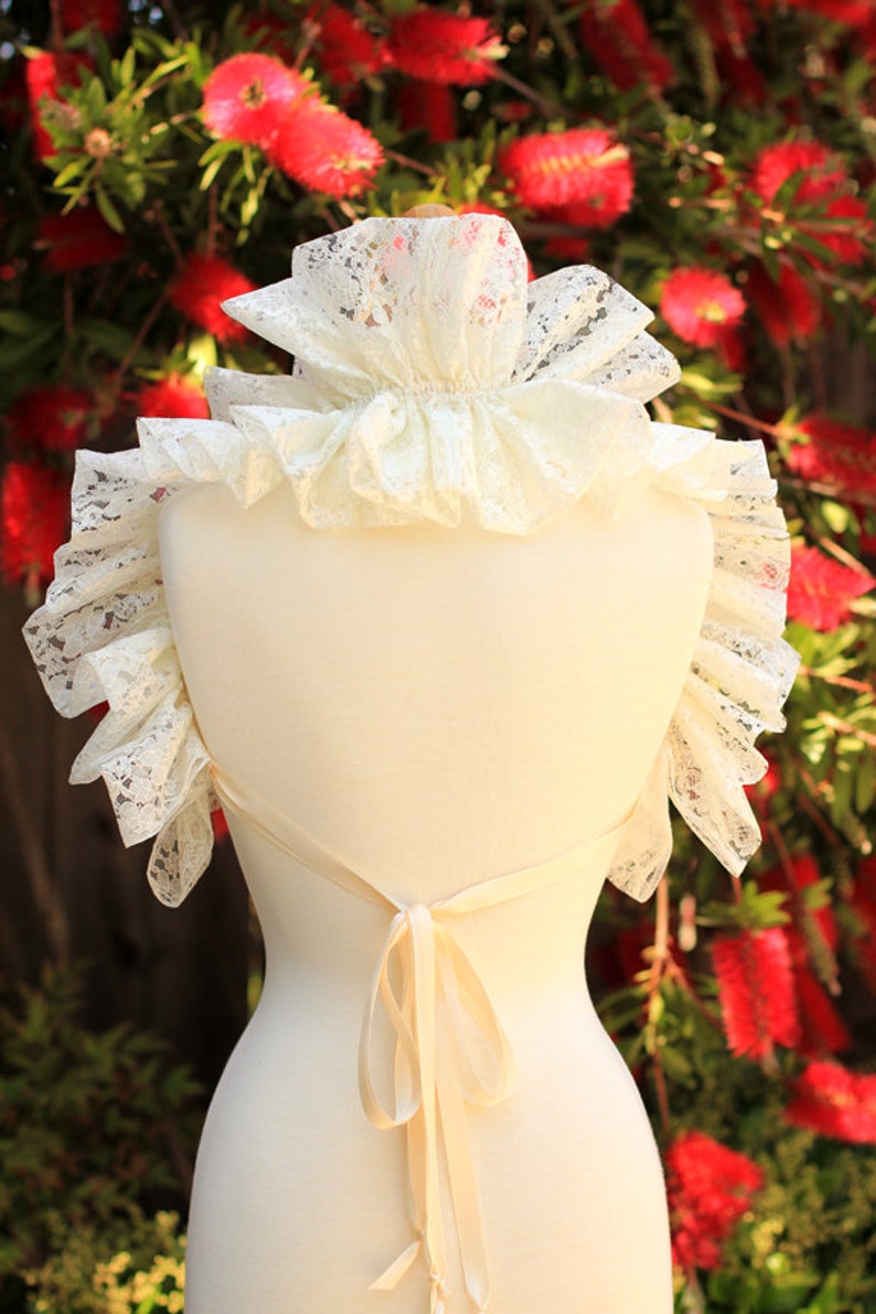 Ivory Lace Collar Fashion Neck Ruff for Burlesque or - Etsy