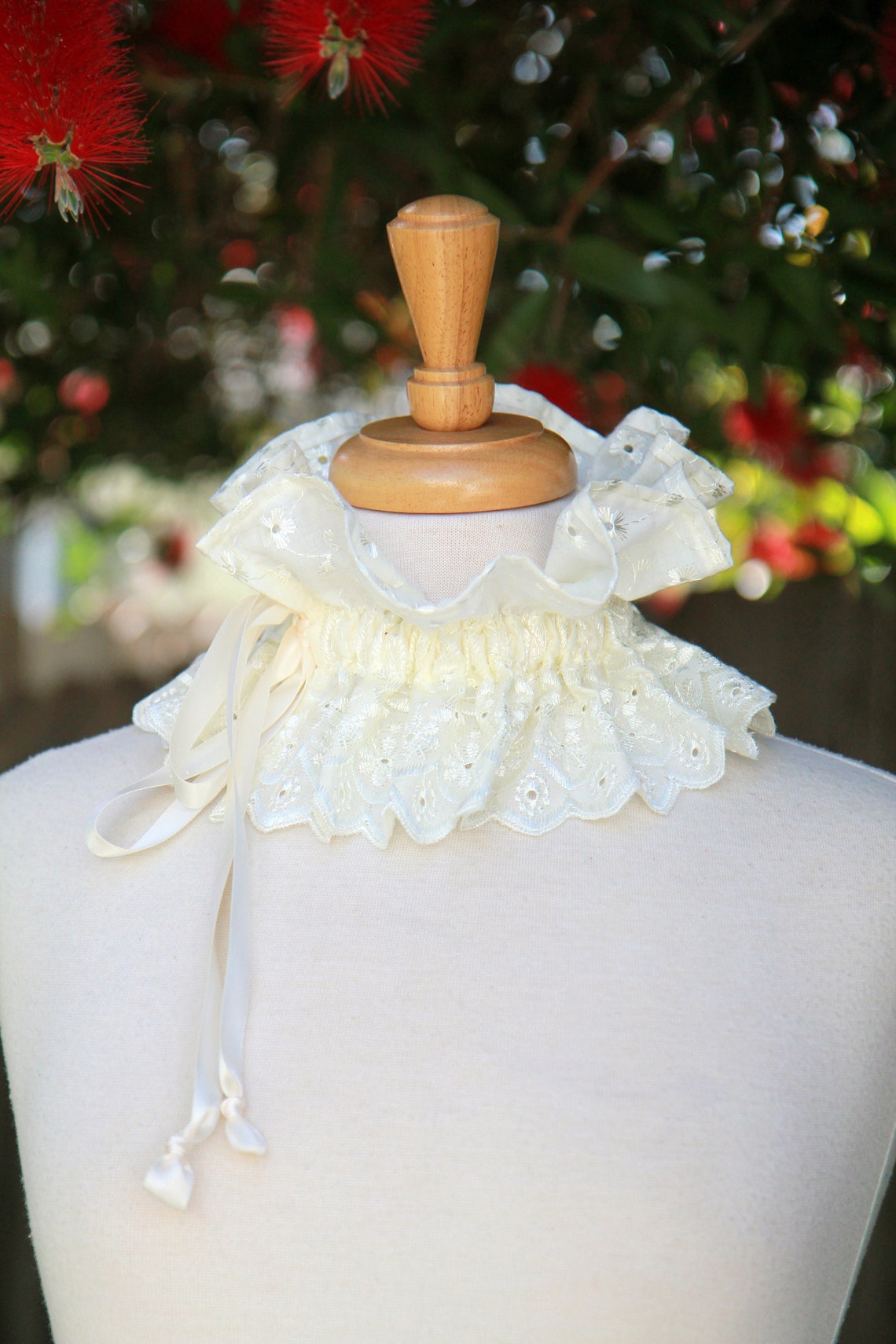 Cottagecore Neck Ruff Collar in Ivory Eyelet Victorian - Etsy