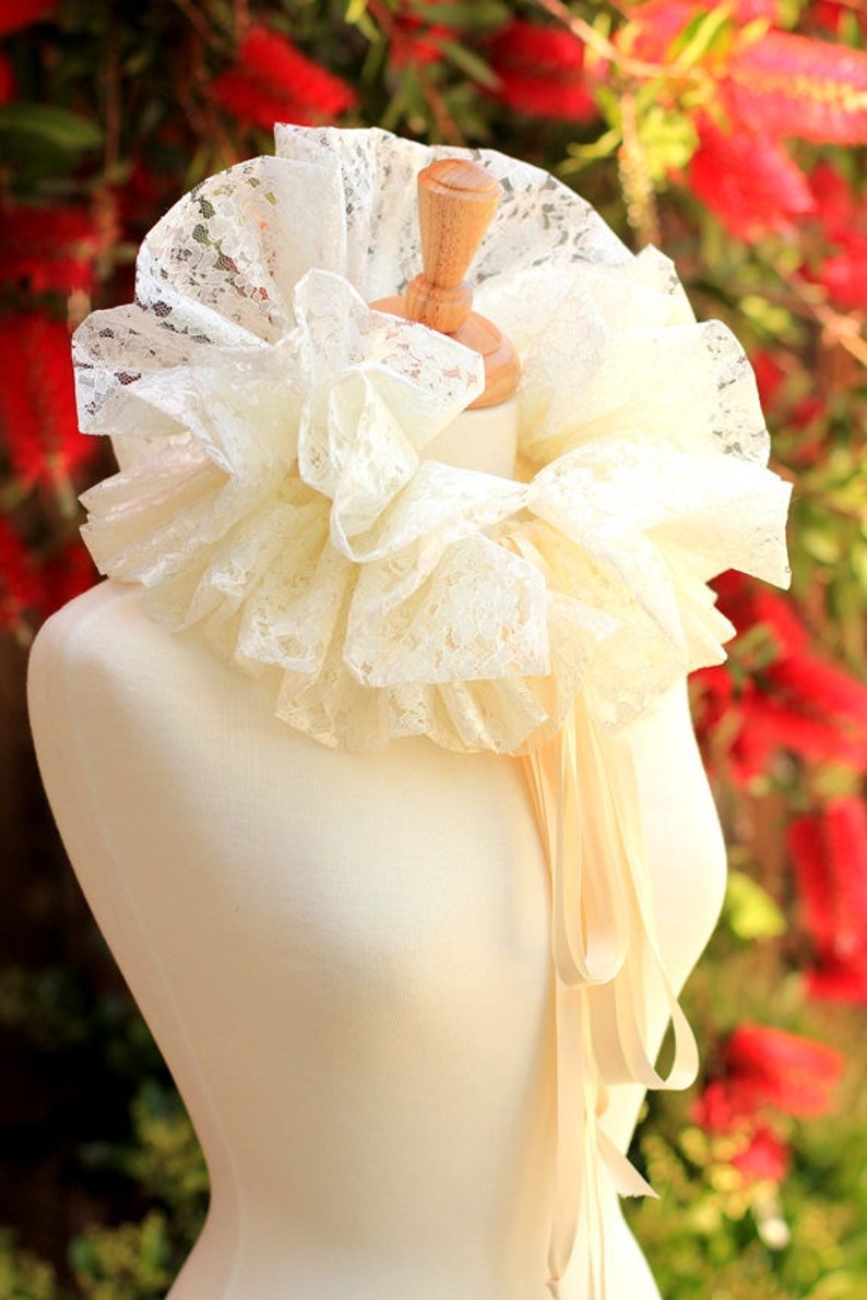 Ivory Lace Collar Fashion Neck Ruff for Burlesque or - Etsy