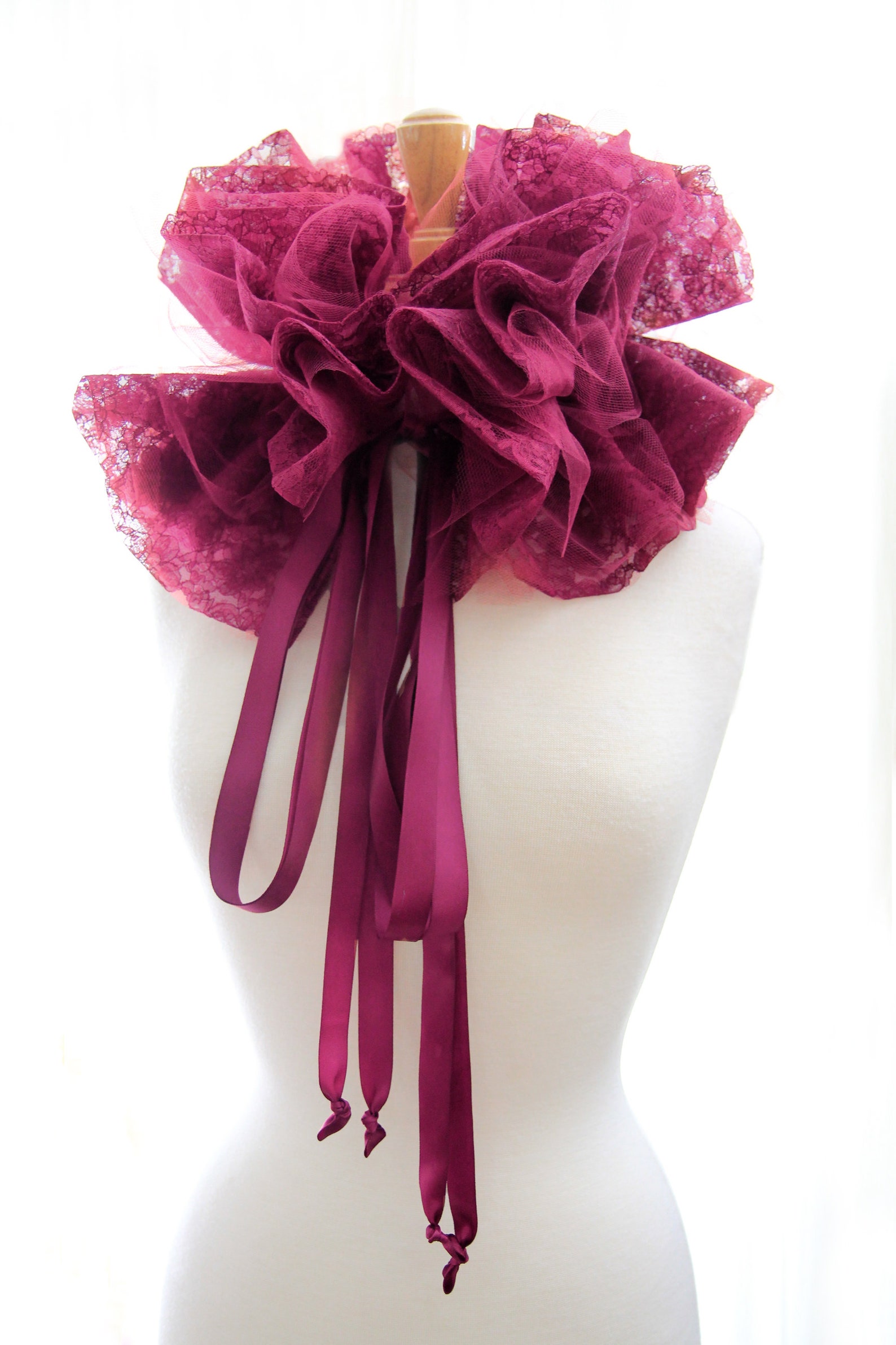 Burgundy Lace Collar With Tulle - Burlesque Costume - Elizabethan ...