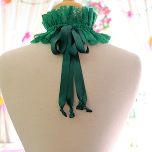 Emerald Green Lace Choker Collar - Edwardian, Victorian, or Elizabethan ...