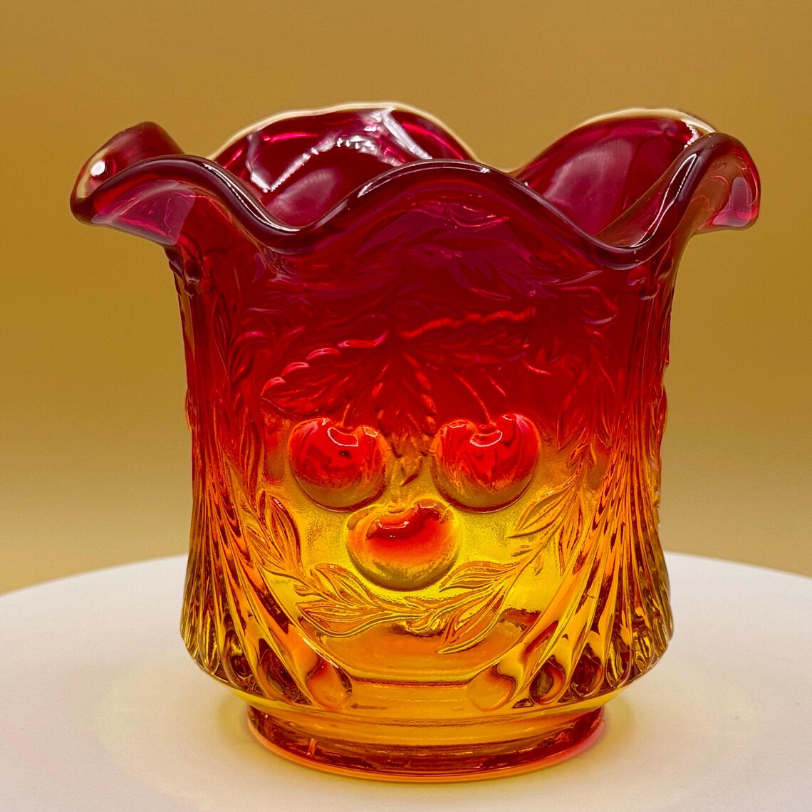 Vintage 1940s L.G. Wright Glass Amberina Wreathed Cherry Open Sugar ...
