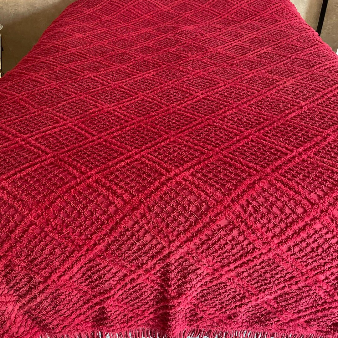Vintage Cabin Crafts Needle Tuft Burgundy Chenille Bedspread - Etsy
