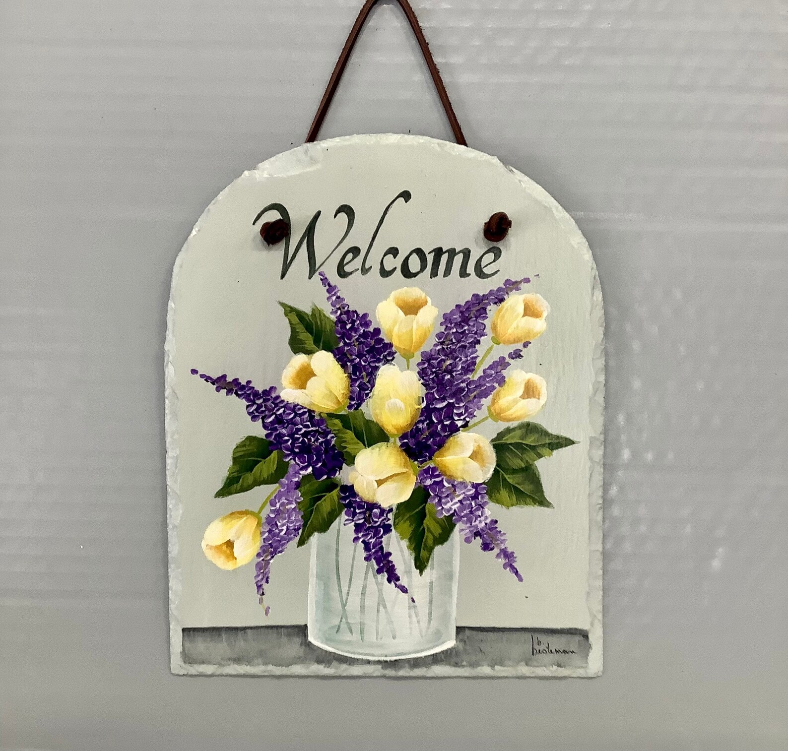 Sign-slate Welcome-lilacs Welcome Lilac With Yellow Tulips - Etsy