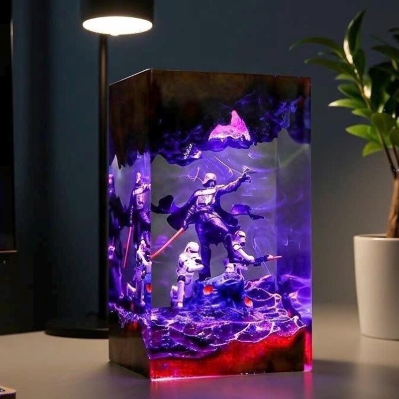 Star Wars Resin Lamp Diorama, Kylo Ren LED Light Box Gift for Fans ...