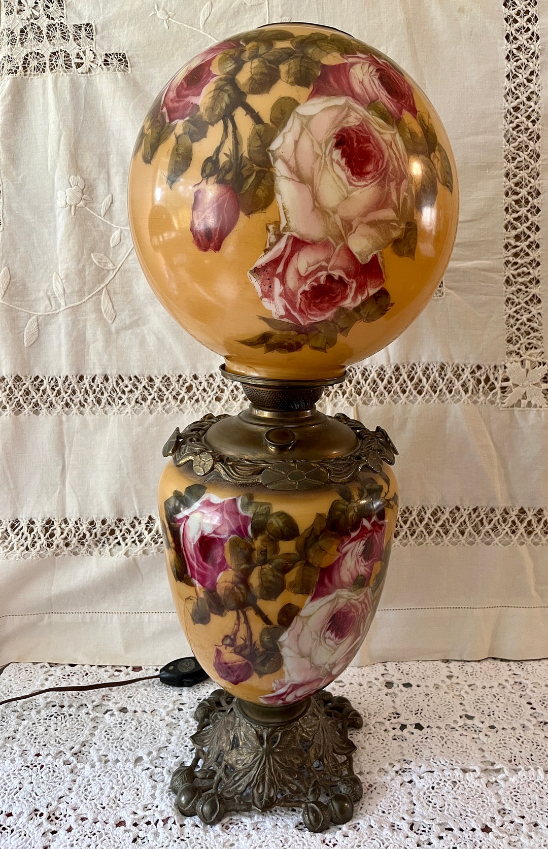 Antique Gone With the Wind Lamp Large Cabbage Roses Lamp W/matching ...