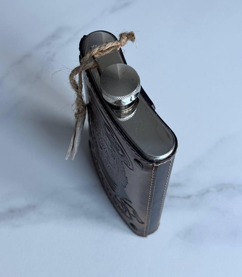 Wolf Engraved Leather Flask for Men Barware for Men Whiskey Flask ...