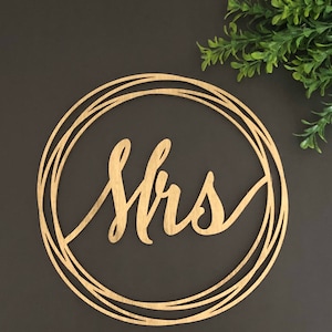 Mr and Mrs Chair Signs, Round Wedding Signs, Head Table Decoration ...