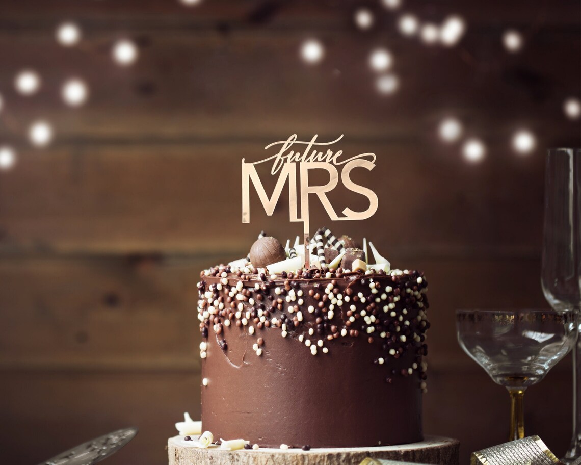 Future Mrs Cake Topper, Bridal Shower Cake, Engagement Party, Gold ...