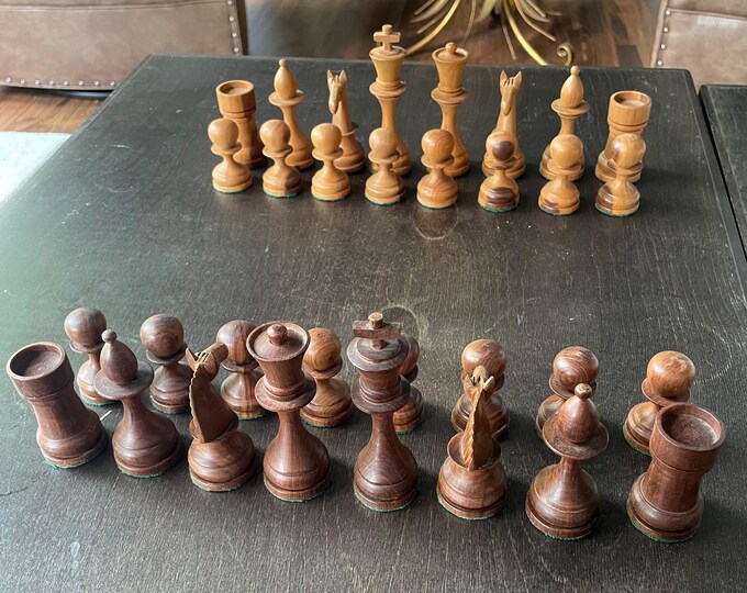 Full Staunton Chess Set – Hand Carved Boxwood & Dark Wood Pieces ...