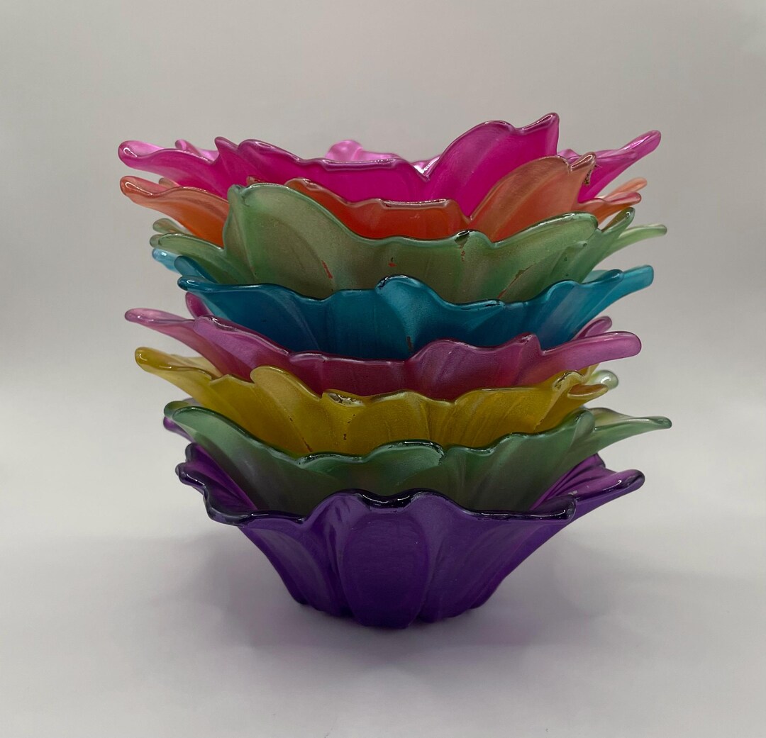 Handmade Akam Iridescent Flower Shaped Art Glass Bowls Set of 8 Unique ...