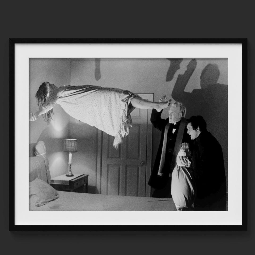 The Exorcist Floating Linda Blair Photo Print Portrait High Resolution ...