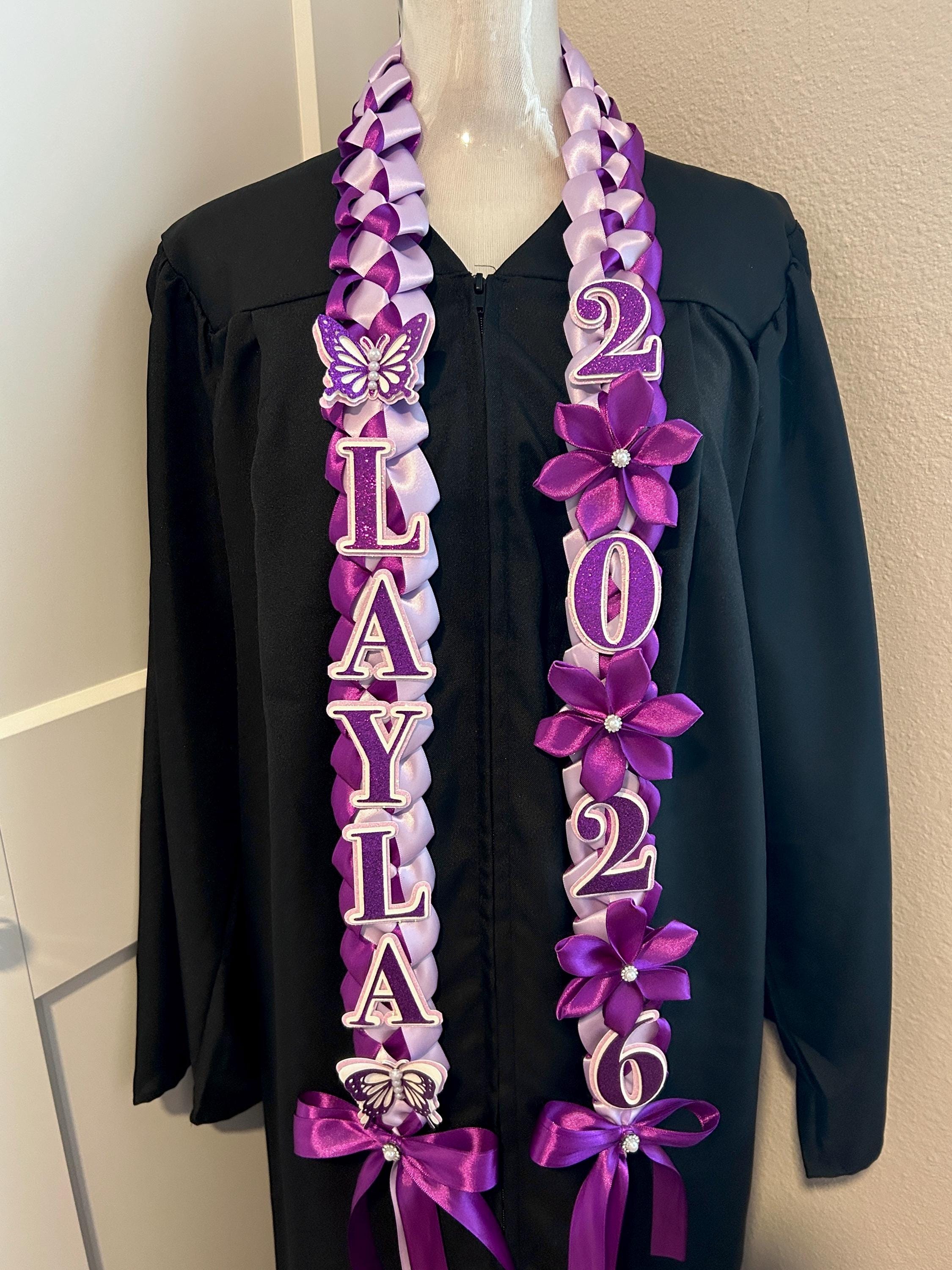 Personalized Graduation Lei With Flowers, Grad Gift, Class of 2026 ...