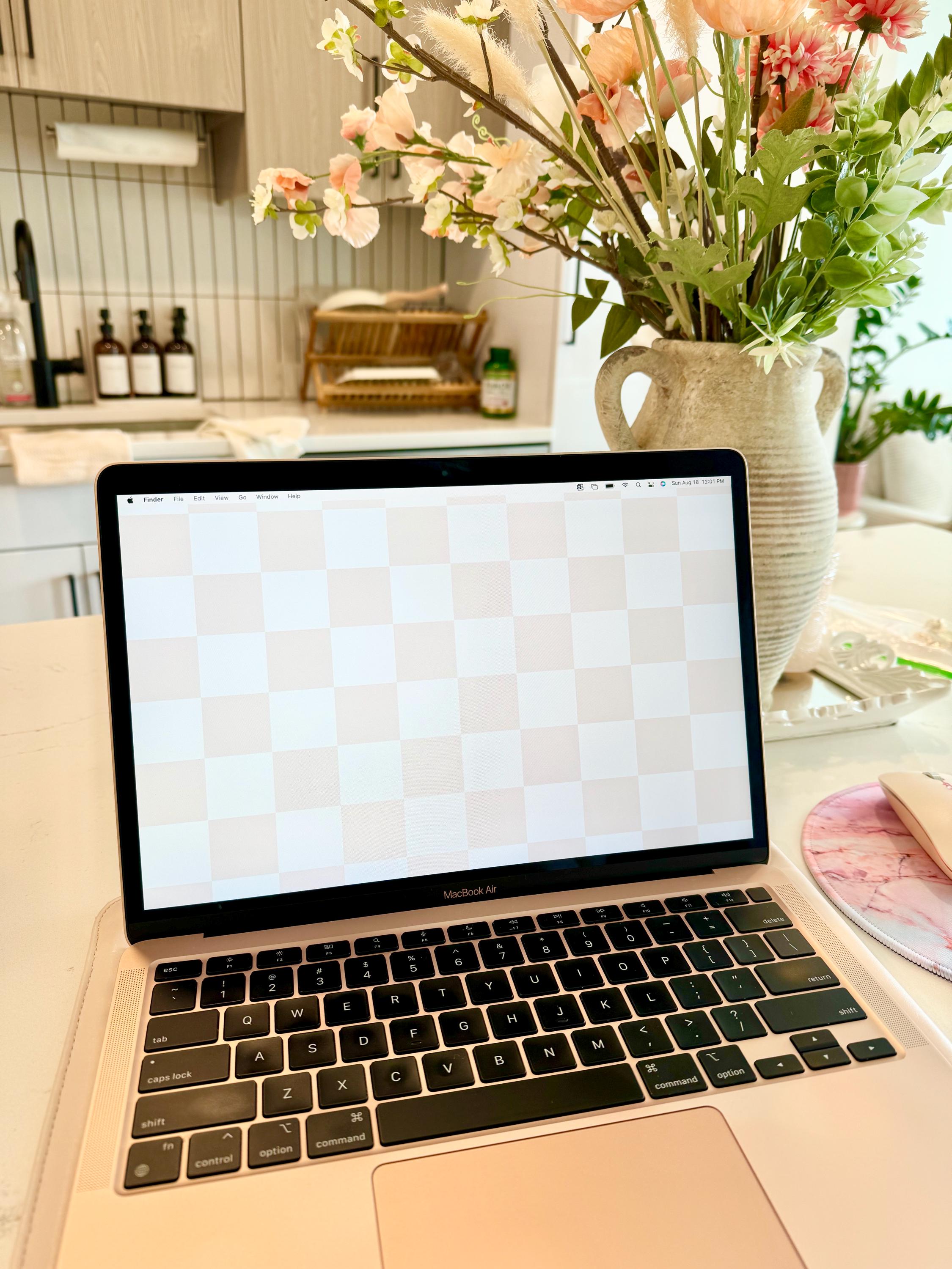 Trendy Checkered Desktop Wallpaper Neutral Beige With Calendar - Etsy