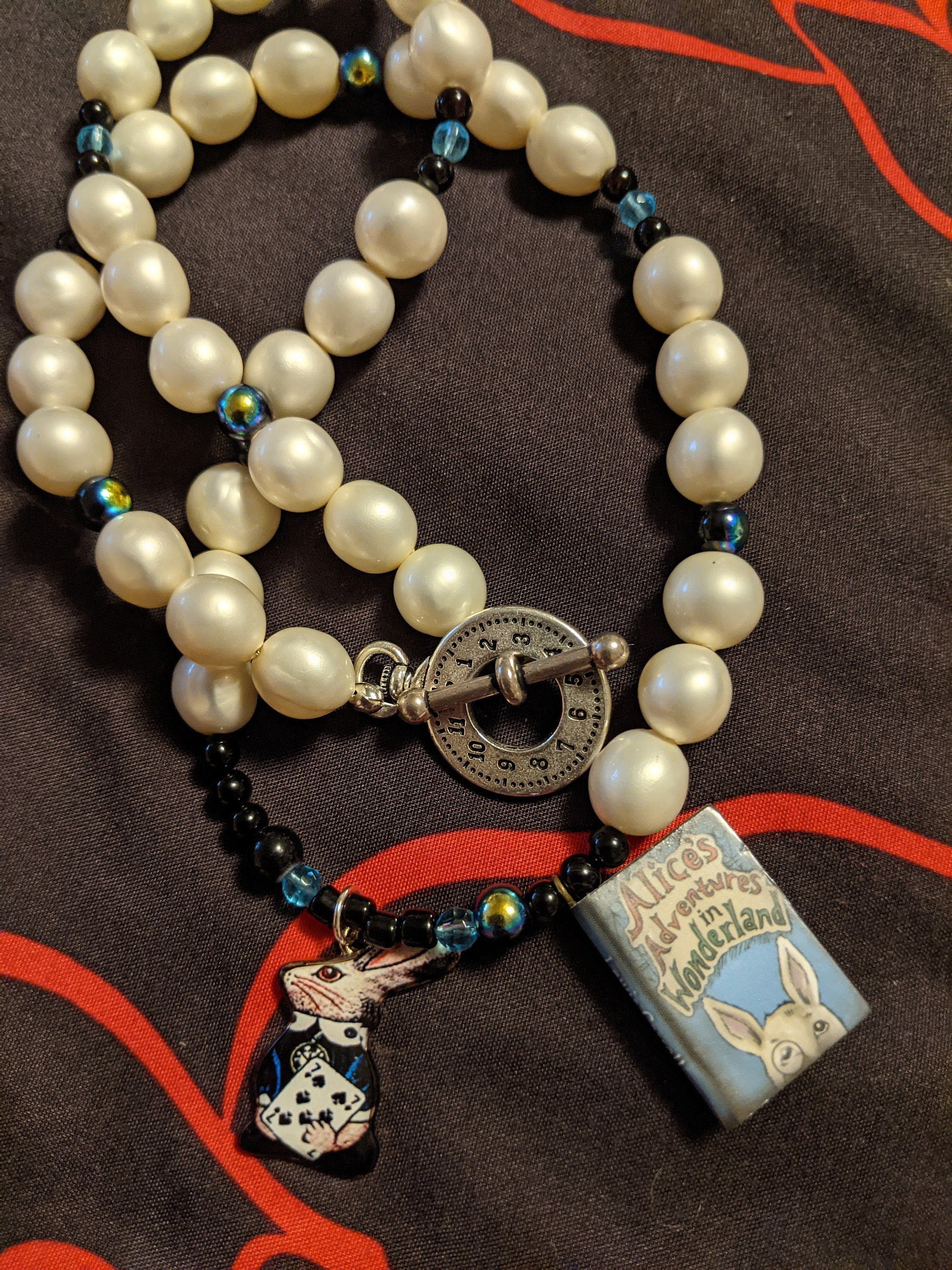 Alice in Wonderland White Rabbit Necklace Lewis Carroll - Etsy