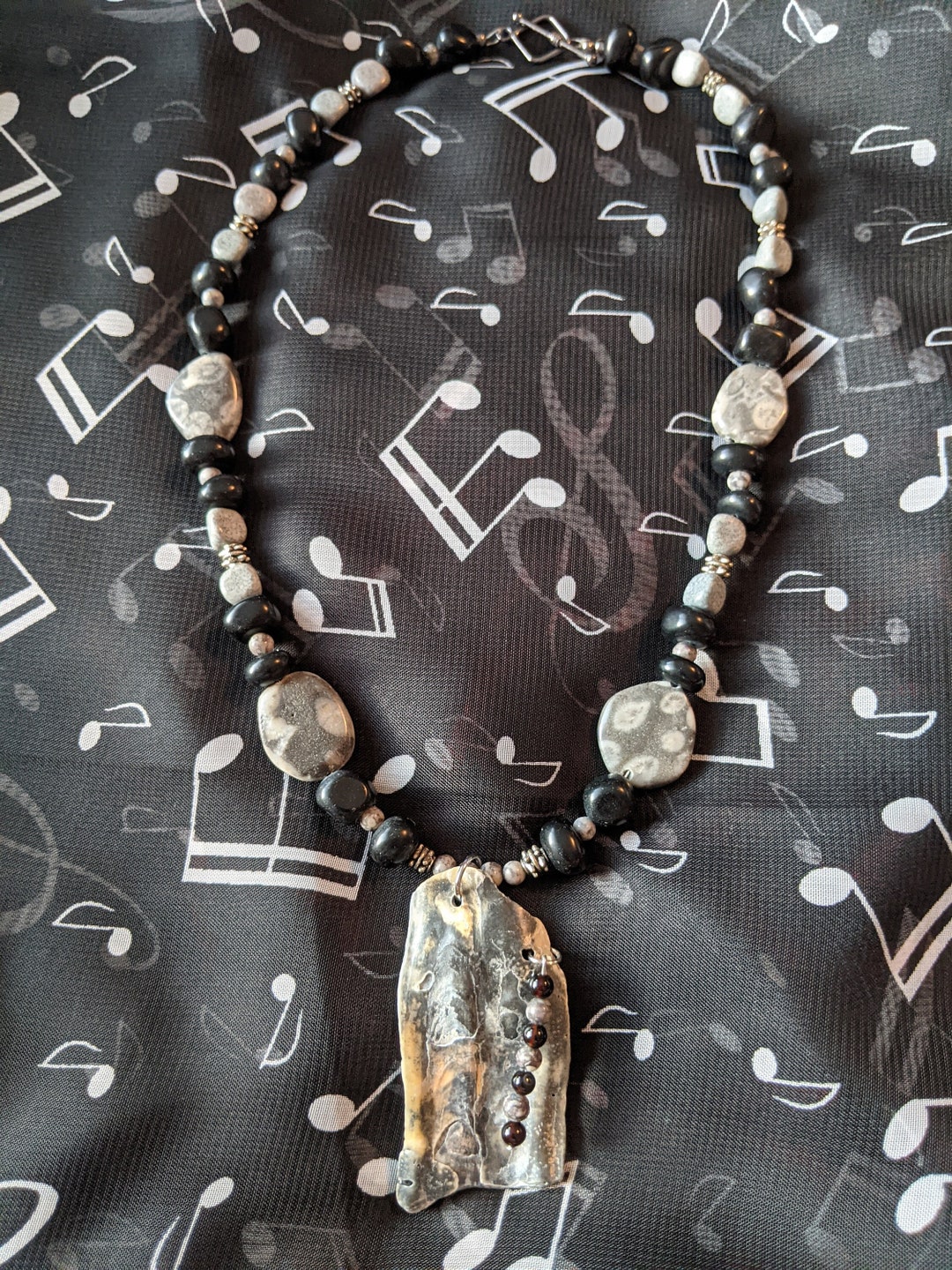 Black Shell Necklace - Grey Jasper, Obsidian, Fossilized Jasper ...