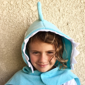 Blue Shark Cape, Kids Halloween Costume or Dress up Cape - Etsy