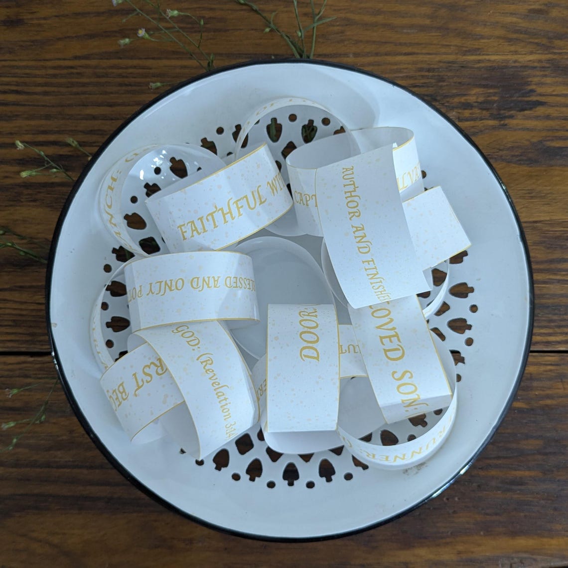 Names of Jesus Paper Chain - Etsy