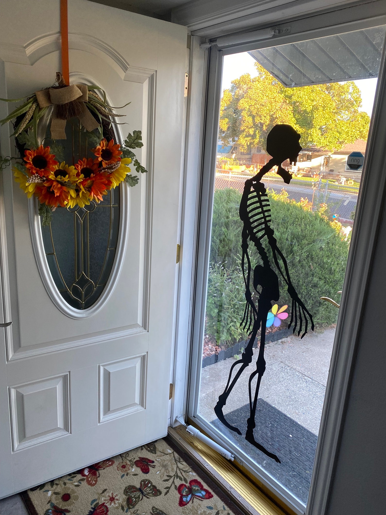 Creepy Skeleton up to Life Size Spooky Halloween Wall Decal Sticker ...