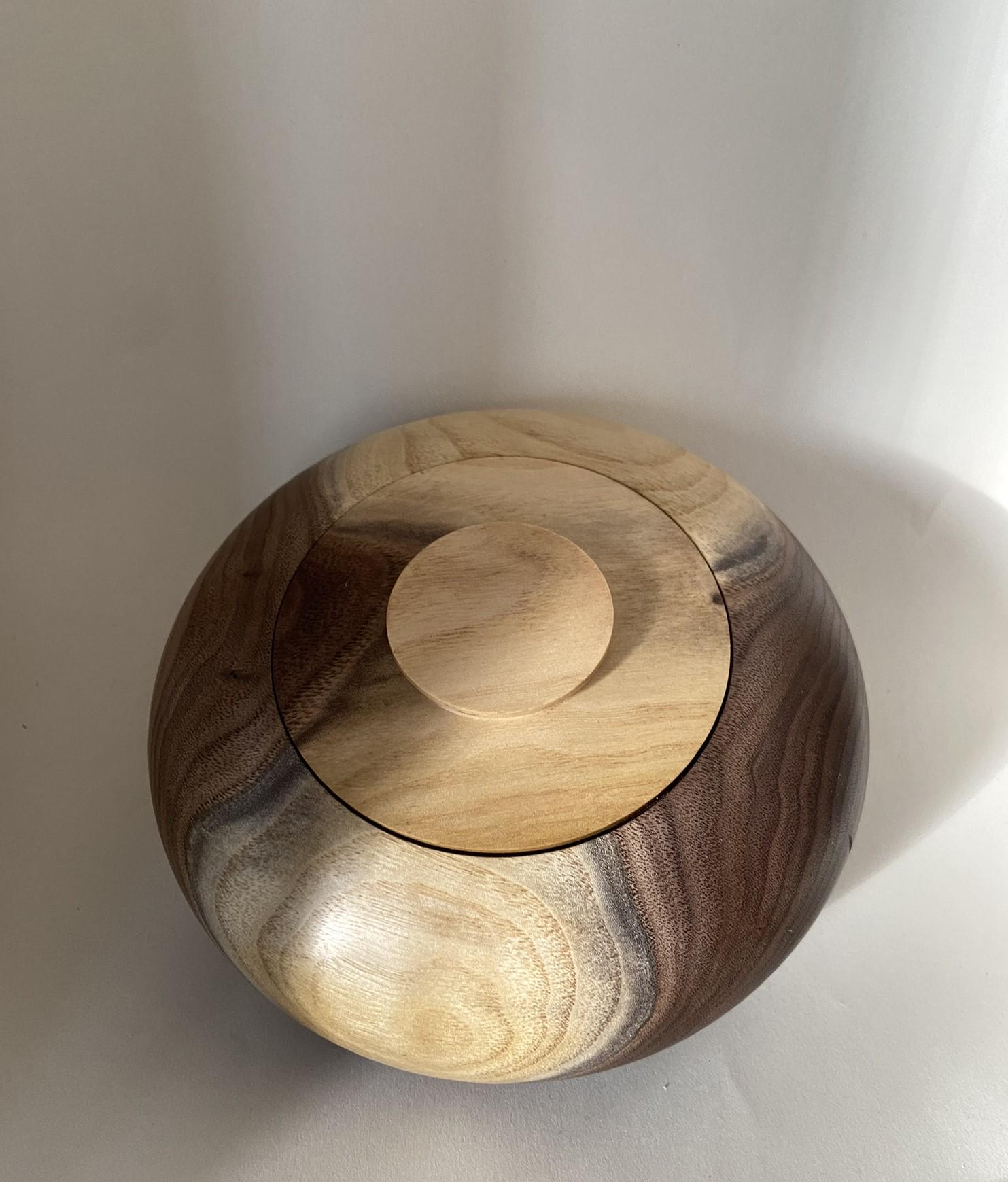Hand Turned Walnut Pot With Lid, Handcrafted Elegant Walnut Container ...