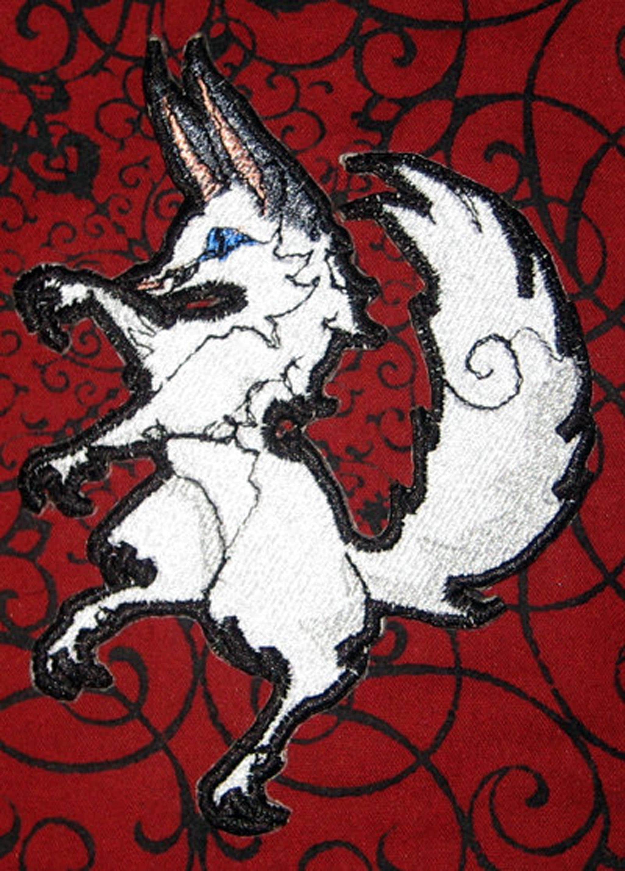 Epic Medieval Renascence White Arctic Fox Crest Heraldic Heraldry Iron ...
