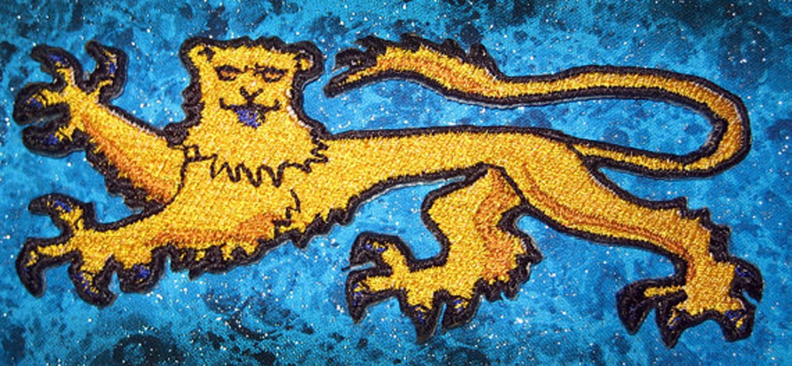 Lion Passant Guardant Crest Iron on Patch - Duke of York, King Henry ...