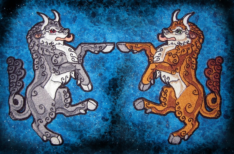 HUGE Rampant Bull Heraldic Heraldry Iron on Patch Many Color - Etsy New ...