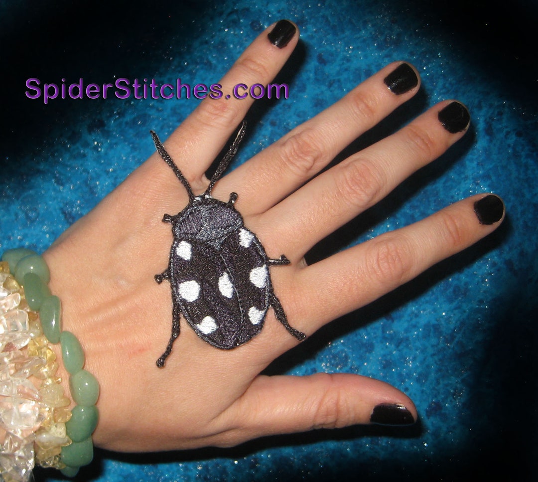 Life Sized Indian Domino Cockroach Roach Iron on Patch Therea ...