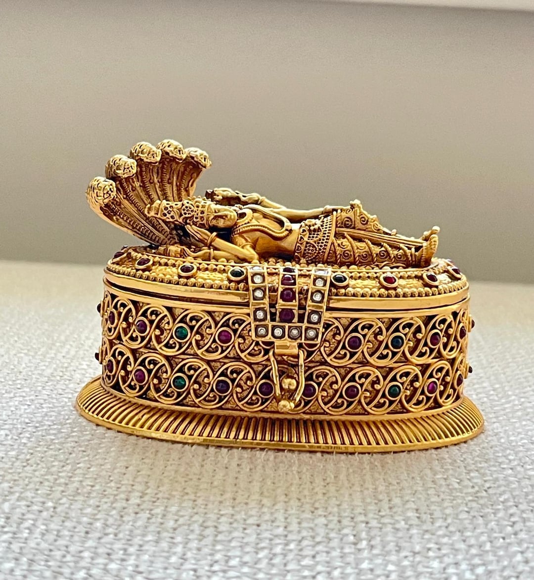 Gold-stone Sindoor Box / Kumkum Box With Vishnu Motif Dual Compartment ...