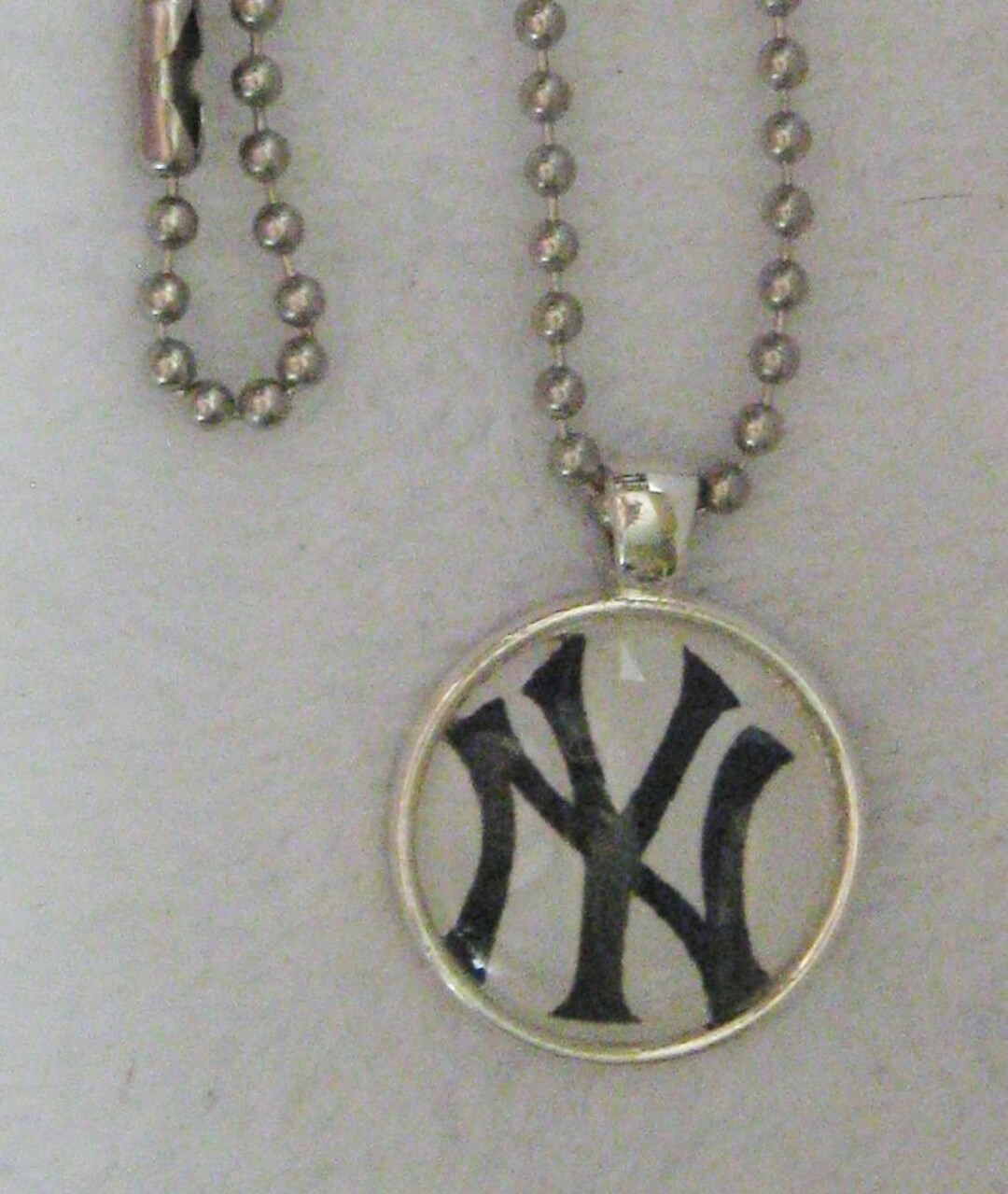 New York Yankees Glass Pendant Necklace With 18" Ball Chain - Gift for ...