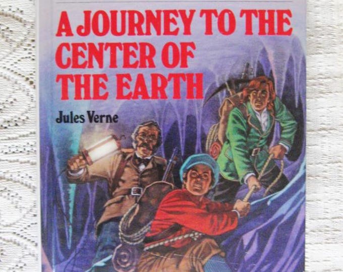 Great Illustrated Classics - A Journey to the Center of the Earth ...