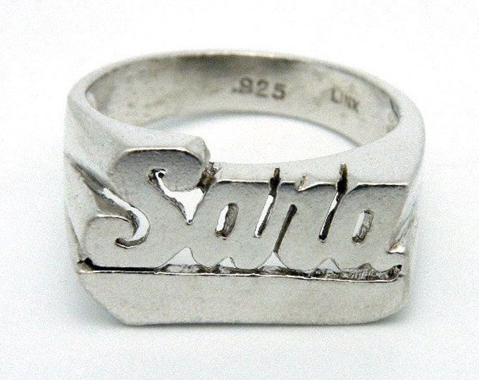 Sara Name Ring in Sterling Silver - Etsy