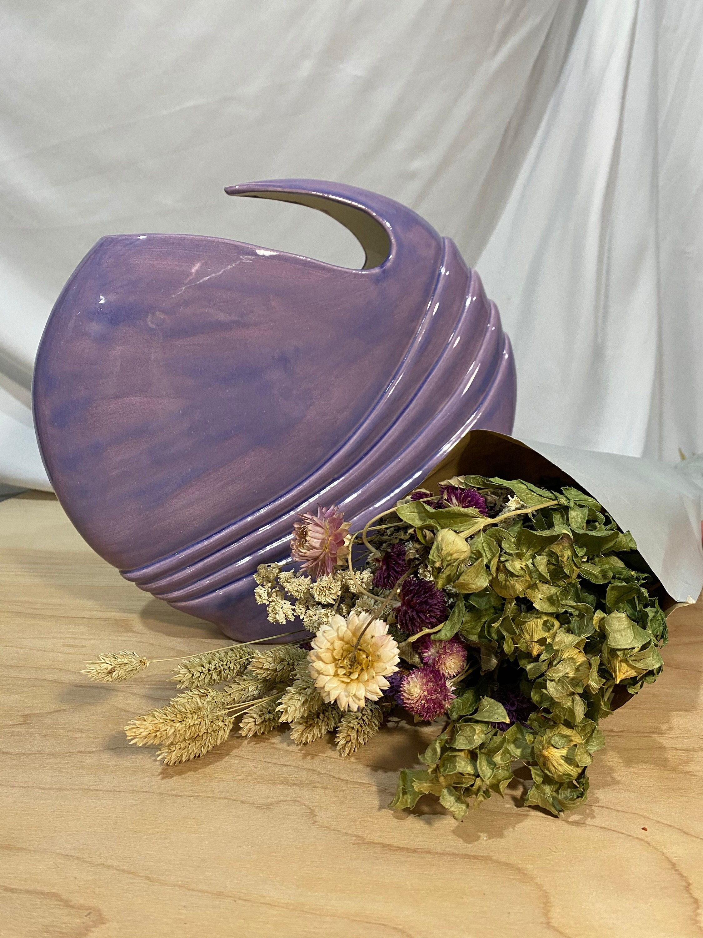 Circular Vase - Etsy