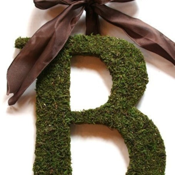 Moss Monogram Wreath - Etsy