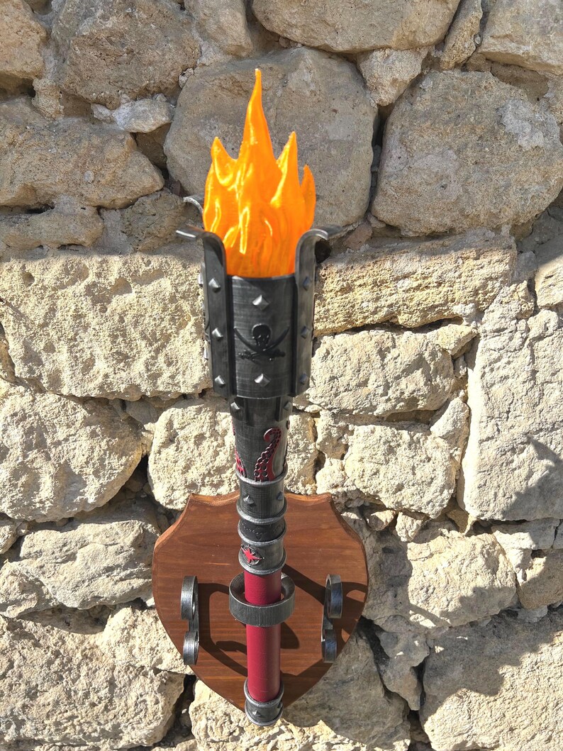 Medieval pirate LED Torch With Flame Effect for Gn, Larp, Cosplay, D&D ...