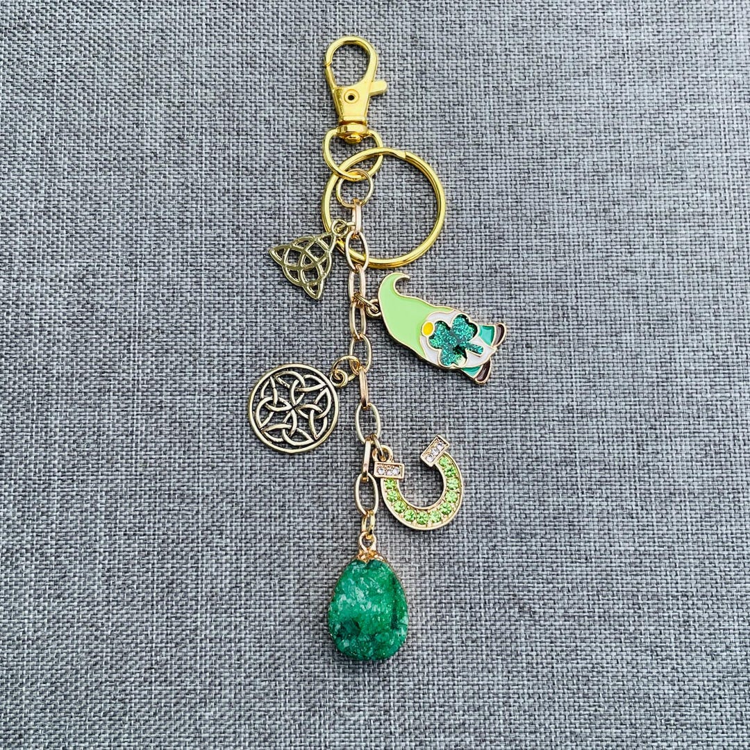 Irish Purse Charm Tassel Gold Keychain. Leprechaun, Wishbone, Druzy ...