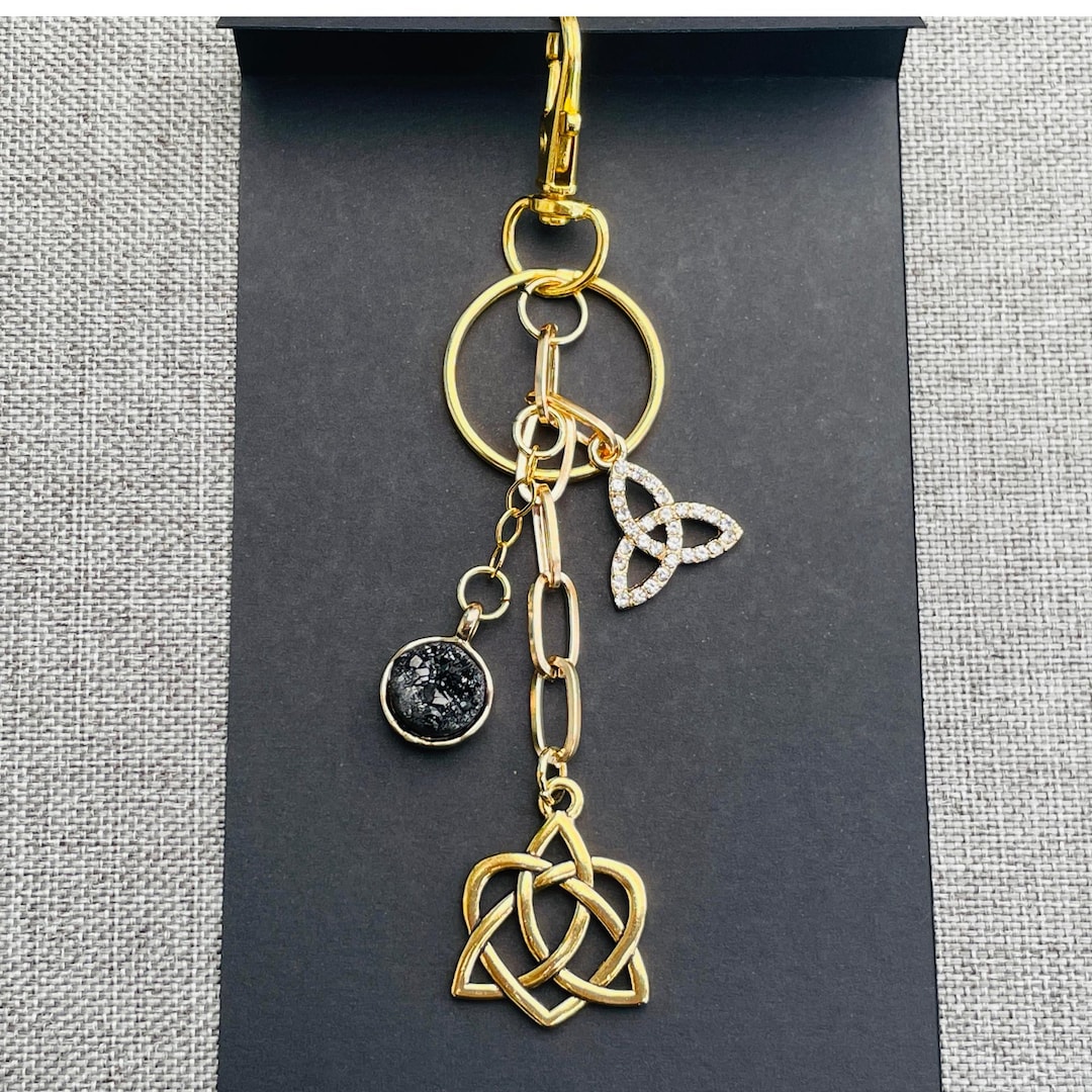 Sister Celtic Knot Keychain: Gold Druzy Charm & Trinity - Etsy