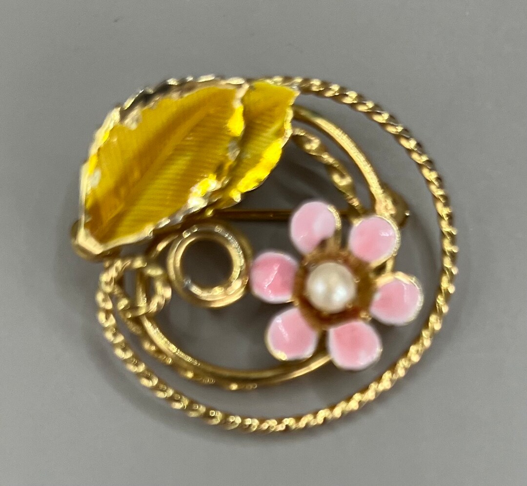 Pink, Golden Yellow Enamel Floral Circle Brooch, Pin, Gold Tone, Faux ...