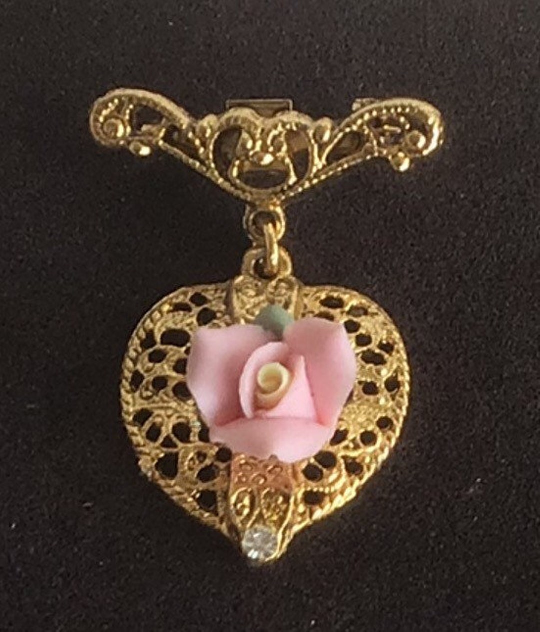 1928 Pink Porcelain Rose Dangle Heart Pin, Brooch, Vintage P3 - Etsy