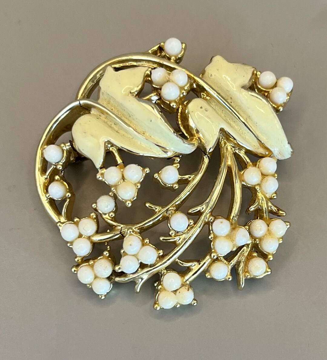 CORO off White Leaf, Beaded Brooch, Pin, Vintage, Gold Tone (AD17) - Etsy