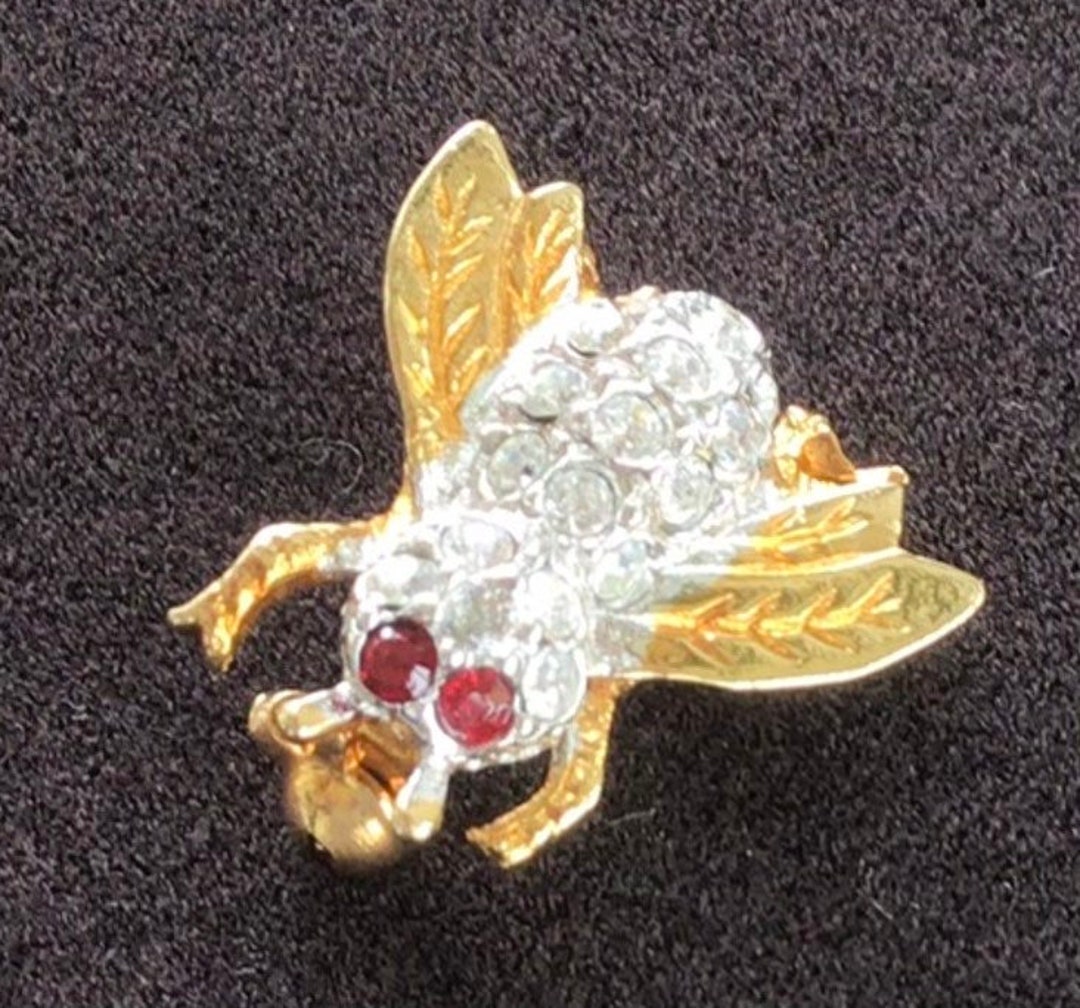 Red, Clear Rhinestone Bug, Fly, Wasp Pin, Gold Tone, Vintage (AJ2) - Etsy