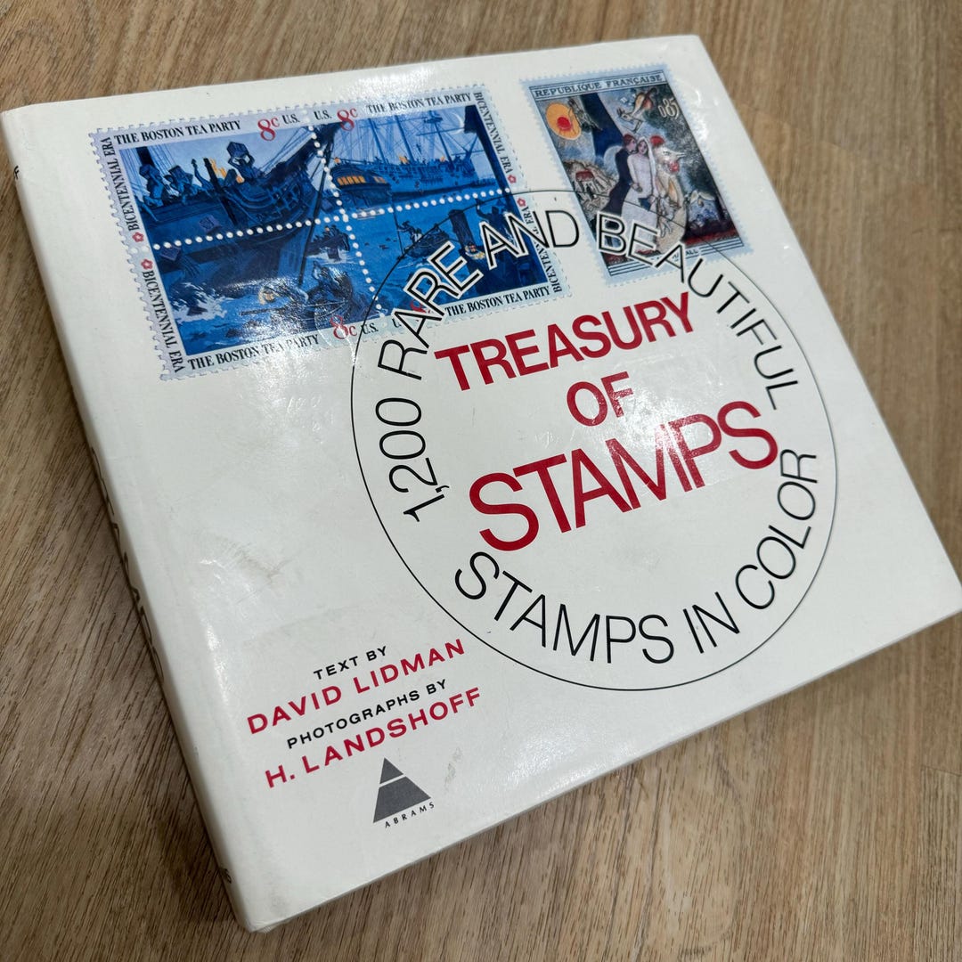 1976 - Treasury of Stamps - 1,200 Rare and Beautoful Stamps in Color ...