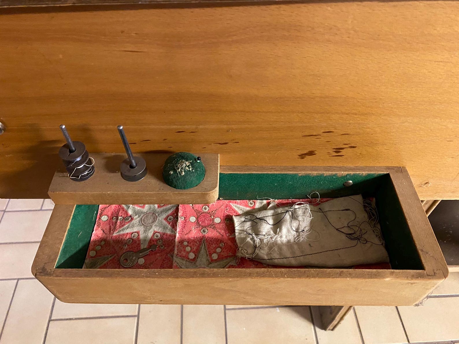 Zündapp Vintage Sewing Machine - Etsy