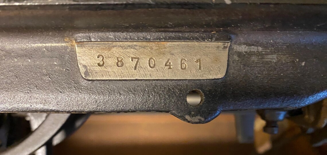 Vintage Pfaff 30 Sewing Machine in Cabinet - Etsy