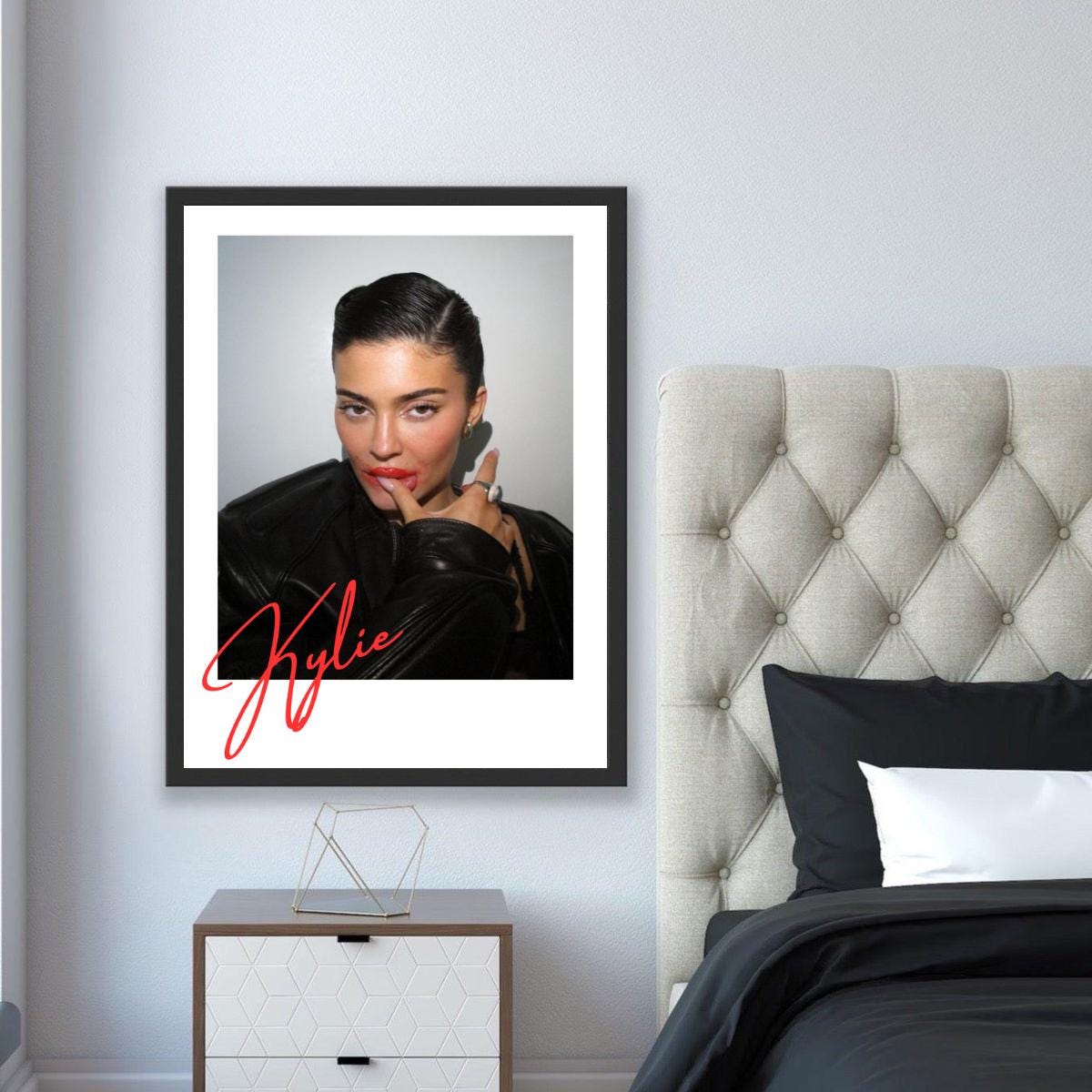 Kylie Jenner Signed Polaroid Poster, Celebrity Posters, Trendy Room ...