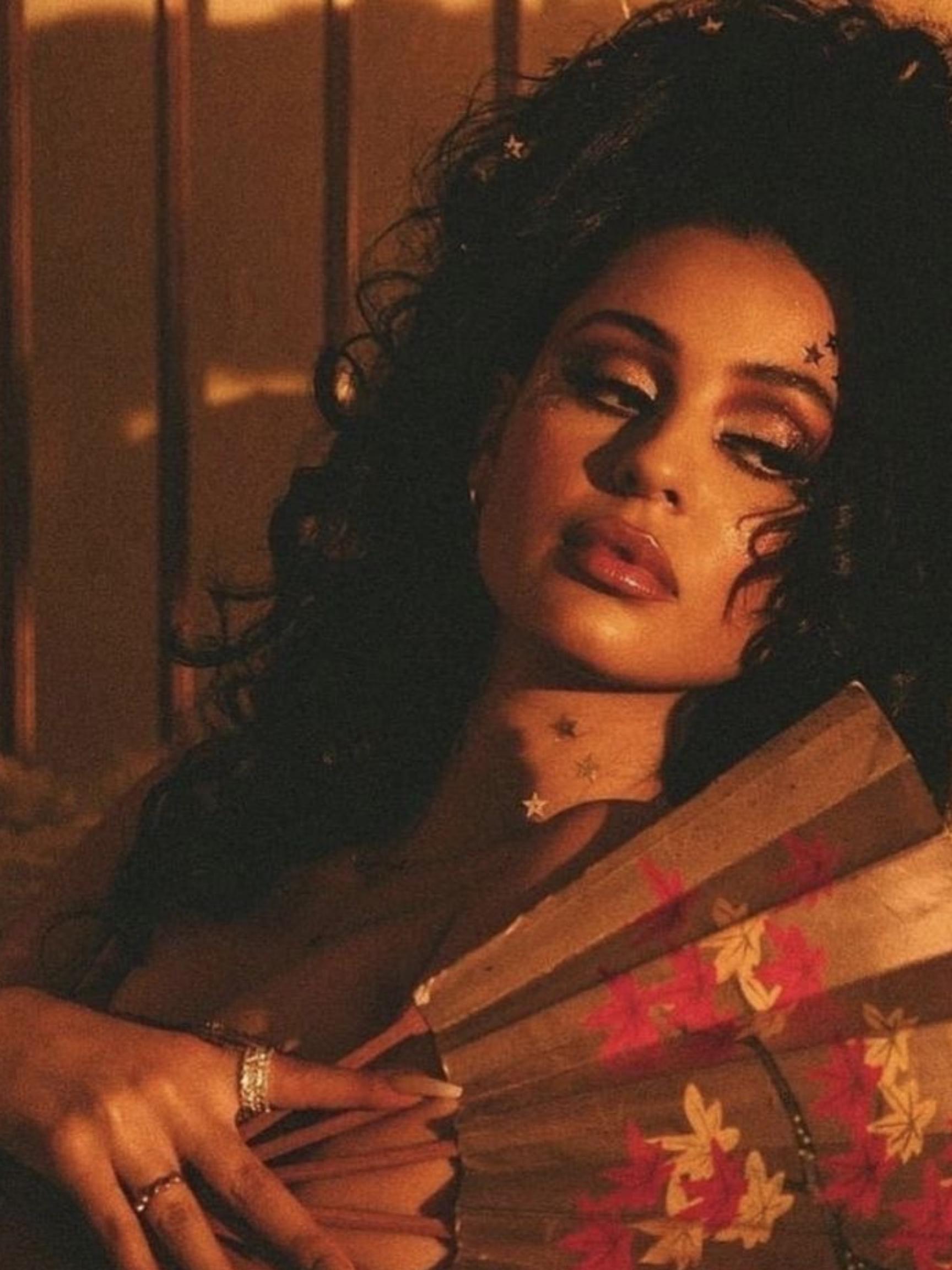 Alexa Demie Celebrity Matte Vertical Poster Digital Print, Trendy Wall ...