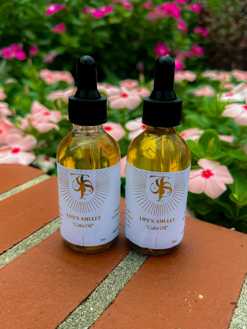 Gaia Ritual Oil (divine Feminine) / Intention Oil/ Conjure Oil / Hoodoo ...