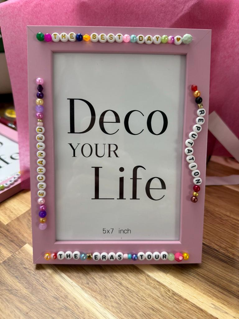 Friendship Bracelet Picture Frame Inspired by the Eras Tour - Etsy
